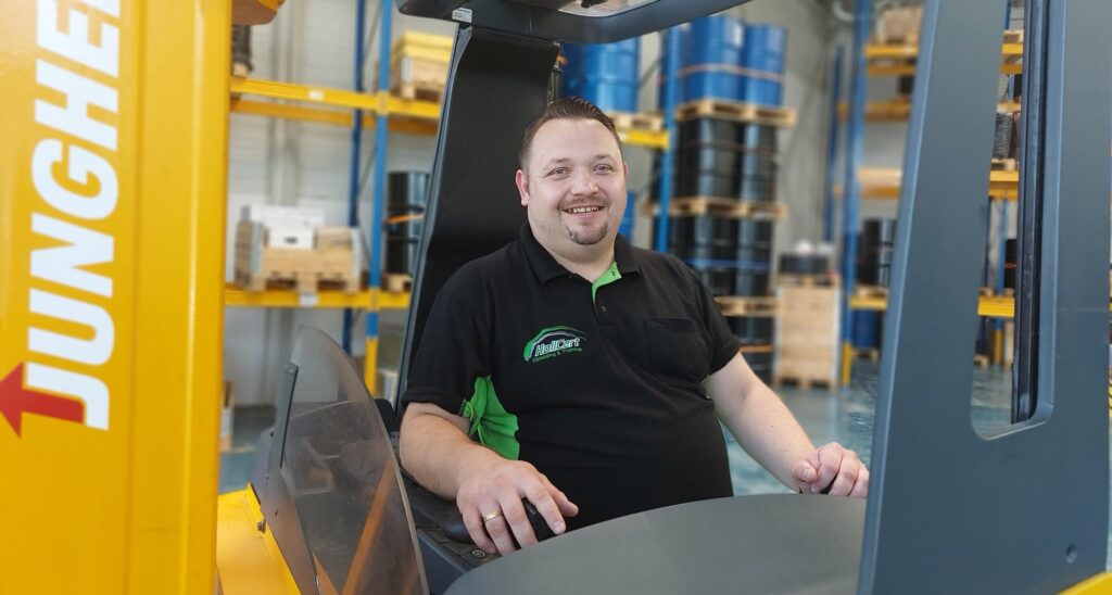 Robert - trainer forklift rucks - Hollcert B.V.